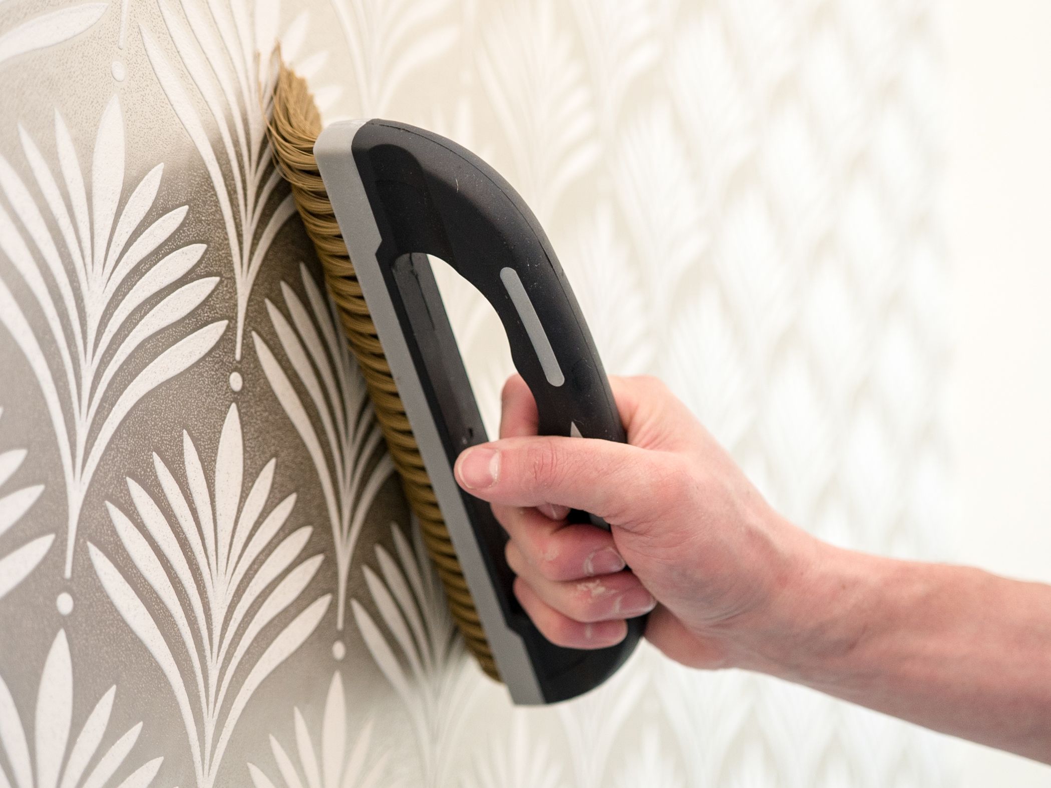 How to Wallpaper a Room | Hanging Wallpaper | Wickes